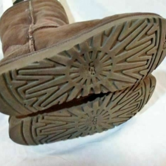 UGG | Shoes | Ugg Australia 5825 Classic Short Suede Winter Boot | Poshmark